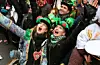 Beim Karneval: Kamelle am Kopf, Tulpe im Auge – kann ich deswegen ...