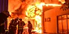 Flammeninferno bei Hamburg: Fast 200 Feuerwehrleute löschen brennende ...
